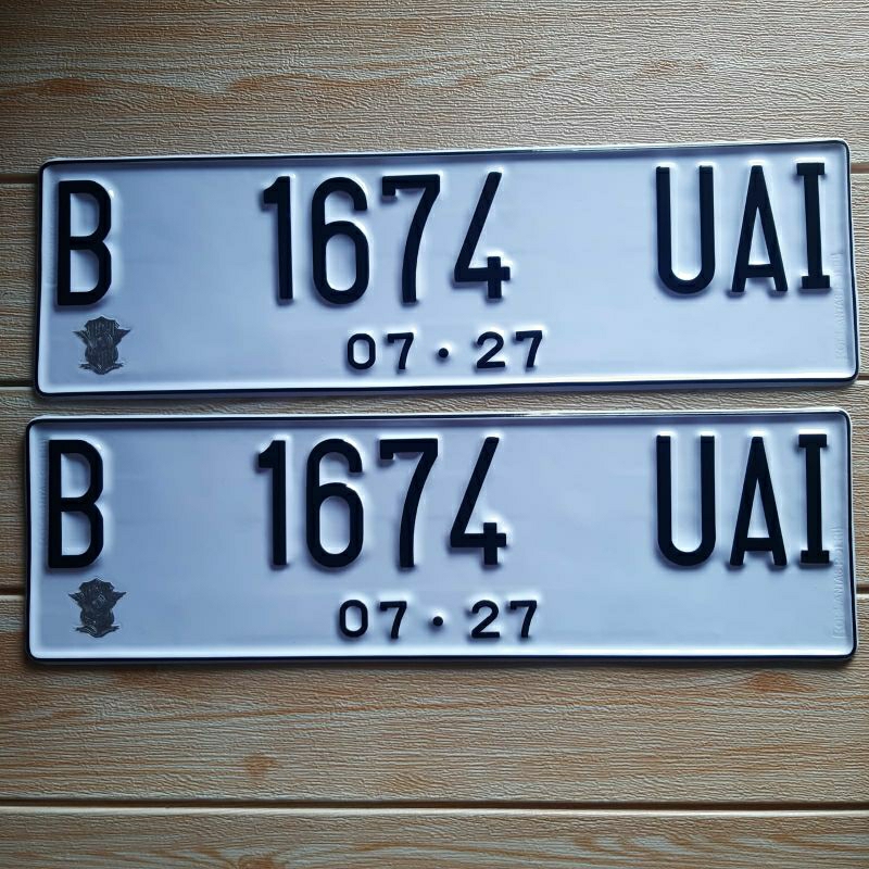 Jual PLAT NOMOR MOBIL BERLOGO KORLANTAS POLRI ORIGINAL PLAT PUTIH FONT ...