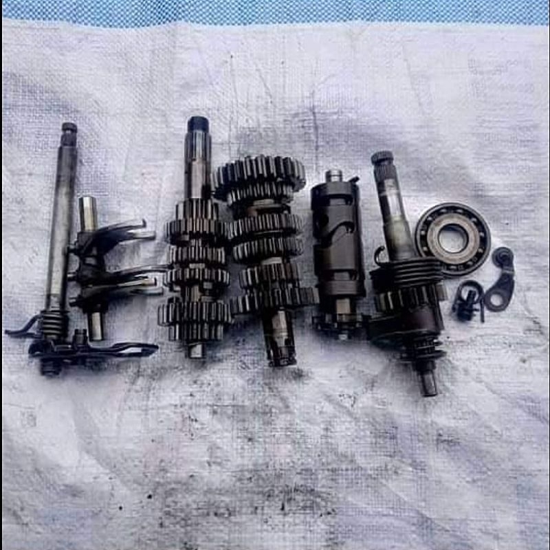 Jual Rasio Tiger 6 Speed, Copotan Motor dan Gigi-gigi masih utuh ...