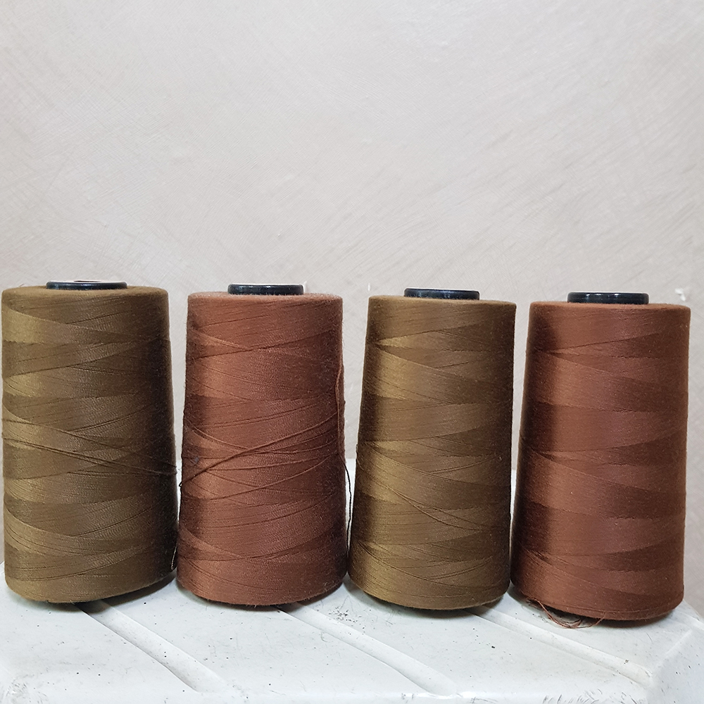 Jual BENANG JAHIT COATS COMETA DUA WARNA COKLAT TUA 50/80 2500/5000 ...