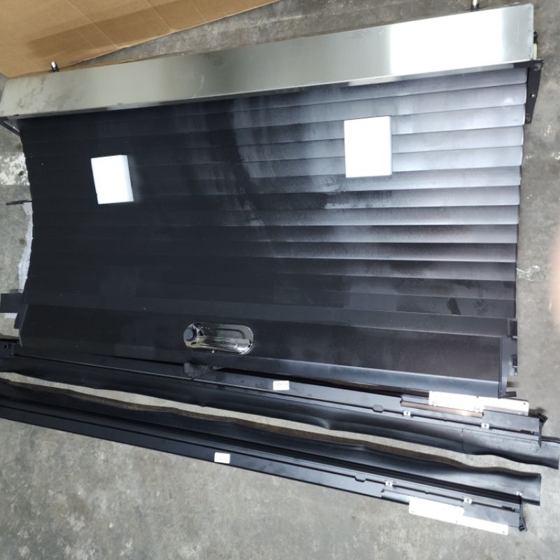 Jual tutup bak hilux Mitsubishi triton aluminum double cabin | Shopee ...