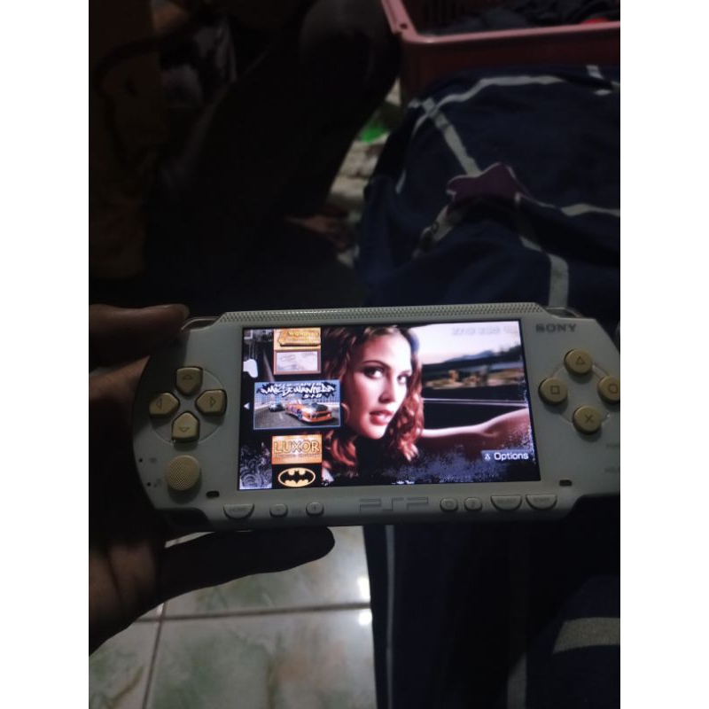 Jual PSP fat seri 1000 unit PSP + MMC 8gb 25 game | Shopee Indonesia