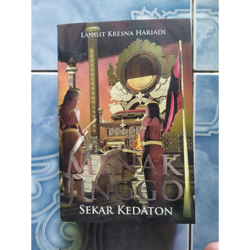 Jual Original Menak Jinggo Sekar Kedaton karya Langit Kresna Hariadi | Shopee Indonesia