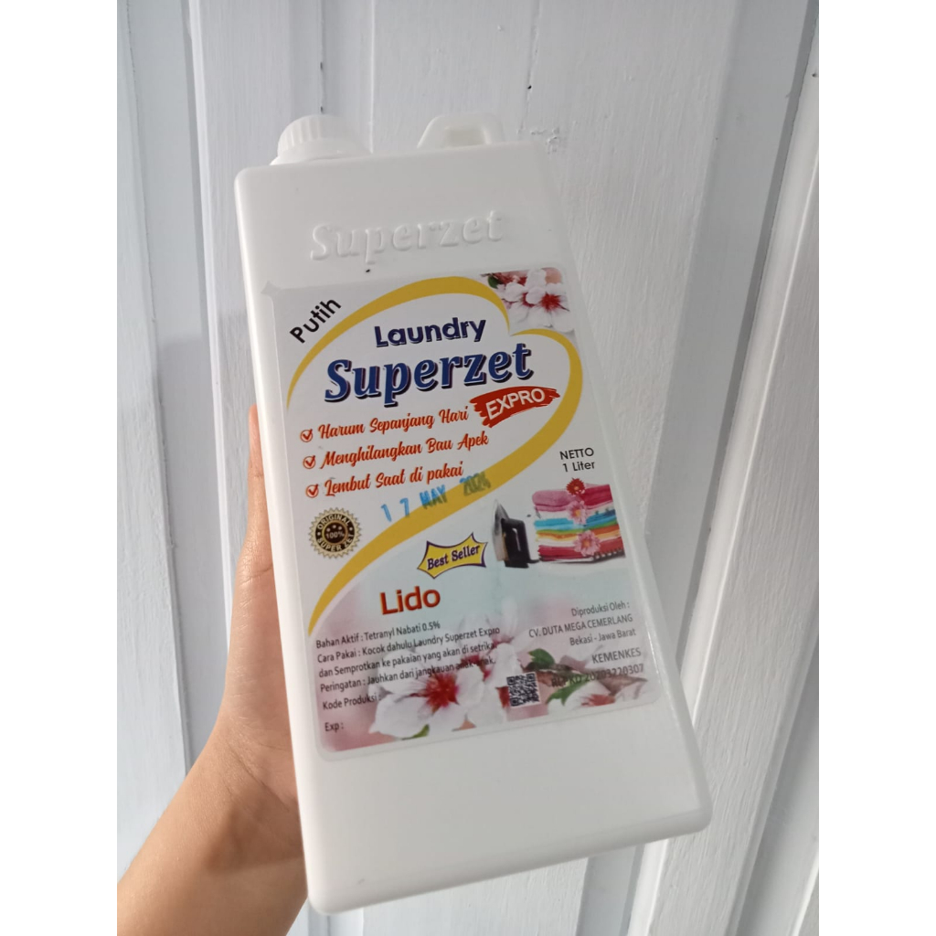 Jual Superzet Parfum Pewangi Laundry - Pewangi Super Zet Botol 1 Liter ...