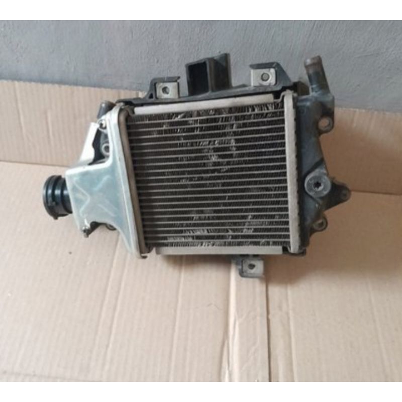 Jual Radiator set dudukan radiator Vario 125 Old pnp Vario 150 Fi ...
