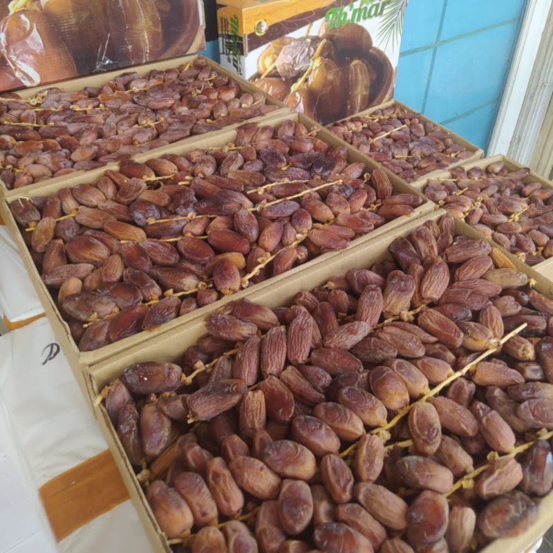 Jual Kurma Tunisia Tangkai Deglet Nour Kemasan 500gr 1kg Kurma Madu