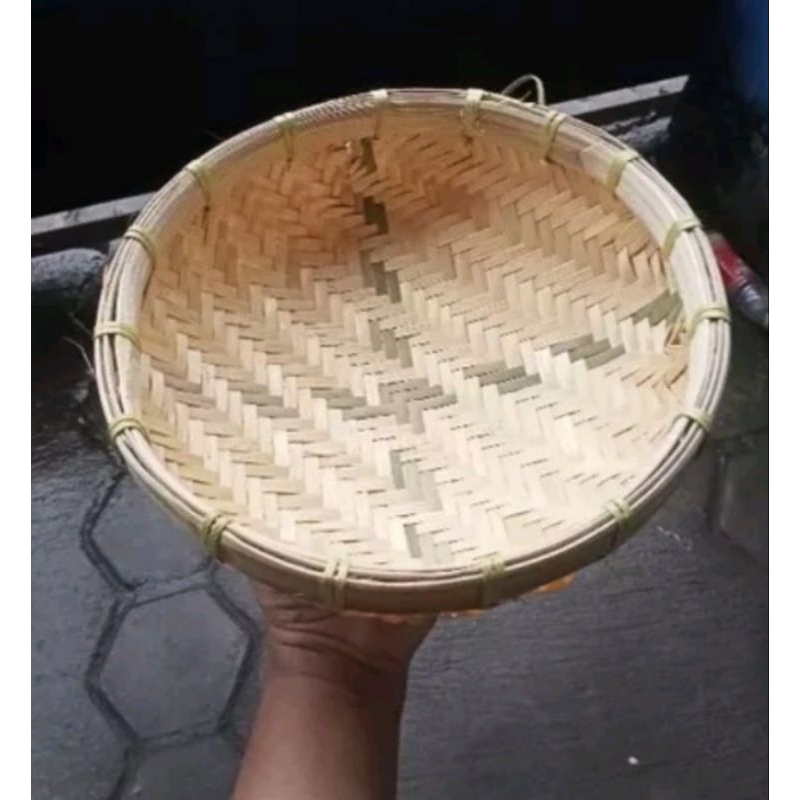 Jual besek anyaman bambu/besek kalo/wadah bumbu 24/25 cm | Shopee Indonesia