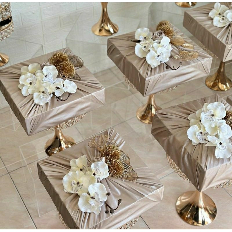 Jual 1 paket hantaran hidden isi 4 box | Shopee Indonesia