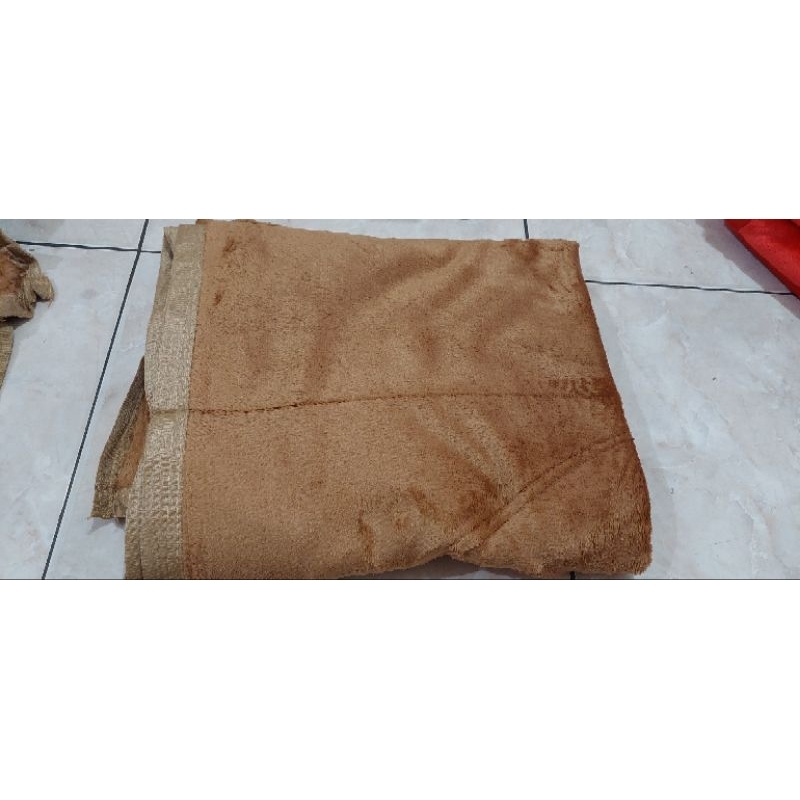 Jual SELIMUT POLOS PAKAI LIST 150 X200 | Shopee Indonesia