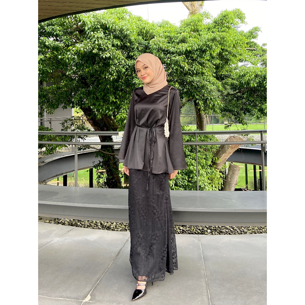 Jual [Irine] Ellena One Set Brukat | Shopee Indonesia