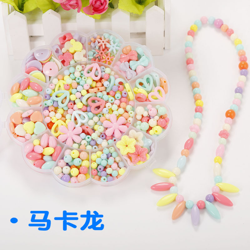 Jual Mainan Edukasi Kreatifitas Anak Meronce manik /mute /pernak pernik ...