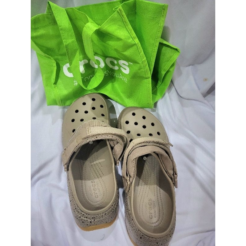 Jual sandal croc**s original | Shopee Indonesia