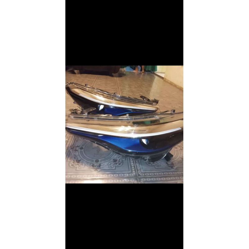 Jual HEADLAMP COROLLA CROSS 2022 (KIRI KANAN) | Shopee Indonesia