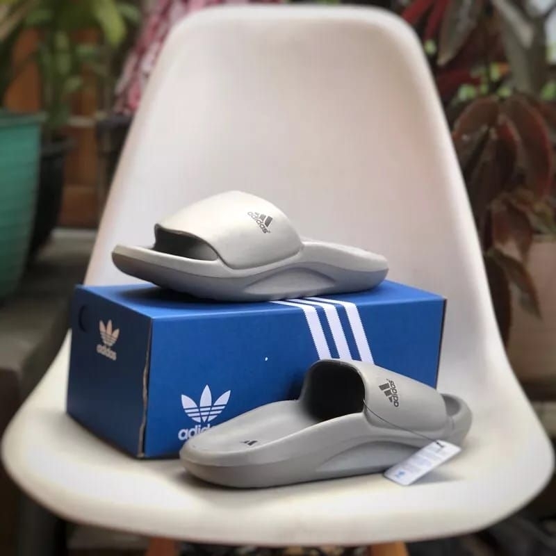 Jual SANDAL SLIDE SLOP ADIDAS EVA YEEZY KANYE WEST / SANDAL SELOP ...