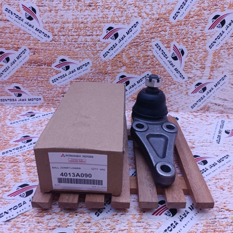 Jual Ball Joint Balljoint Bawah Triton Pajero sport Strada original ...