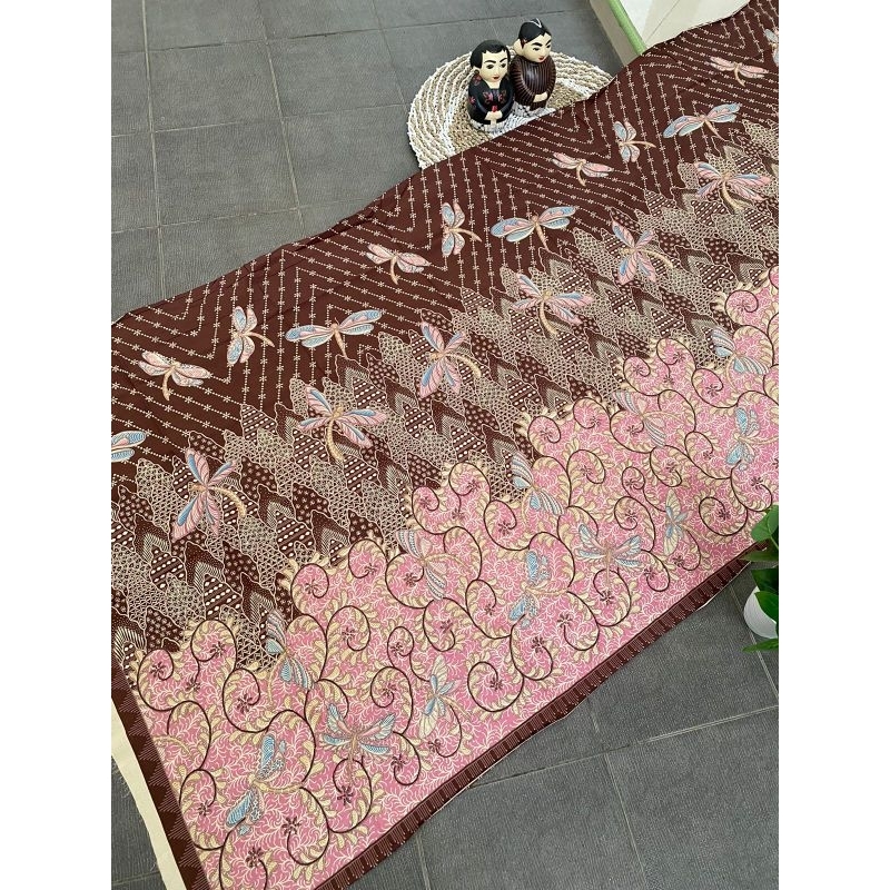 Jual Kain batik solo capung akar pink coklat | Shopee Indonesia