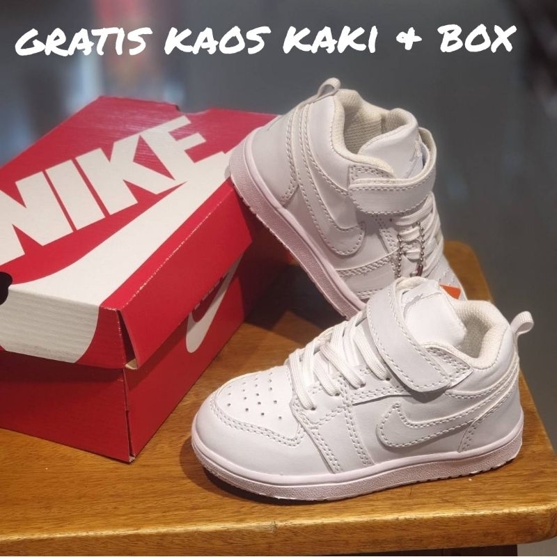 Jual Sepatu Sneakers Anak Putih Sepatu Jordan Anak Low Cut Full White ...