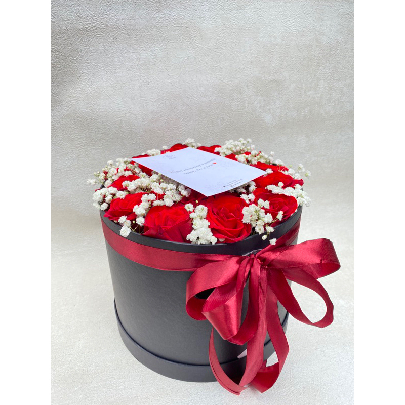 Jual Round box rose - rangkaian box mawar valentine | Shopee Indonesia