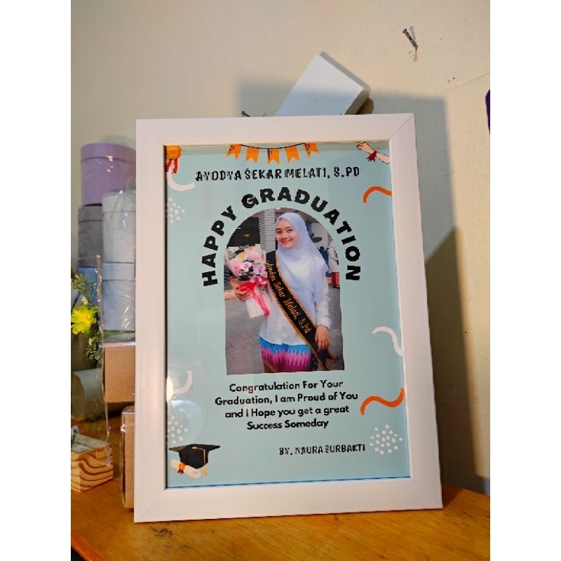 Jual frame foto, frame wisuda, hadiah wisuda, kado wisuda, bingkai foto ...