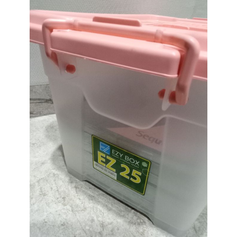 Jual CONTAINER BOX EZY/ EZ 25 LITER/ TEMPAT PENYIMPANAN BARANG | Shopee ...