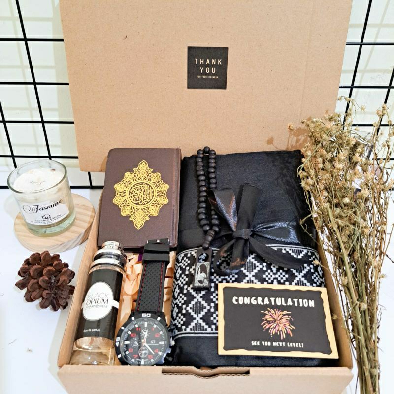 Jual Hampers Baju Koko Cowok Muslim / Hampers Alat sholat cowok / Kado ...
