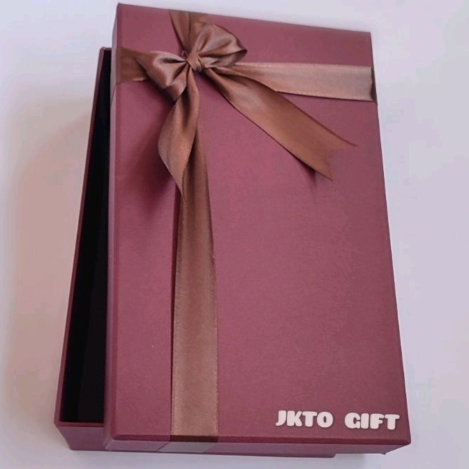 Jual Kotak Kado Gift Box Ukuran 25x15x5 Cm | Shopee Indonesia