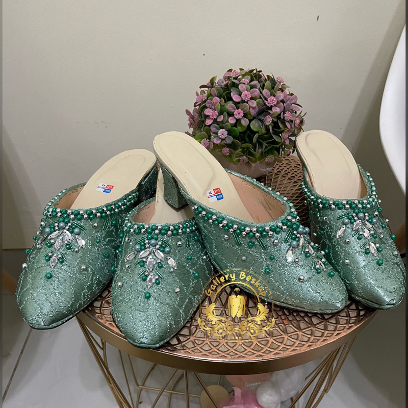 Jual Sendal selop pengantin hijau mint | Shopee Indonesia