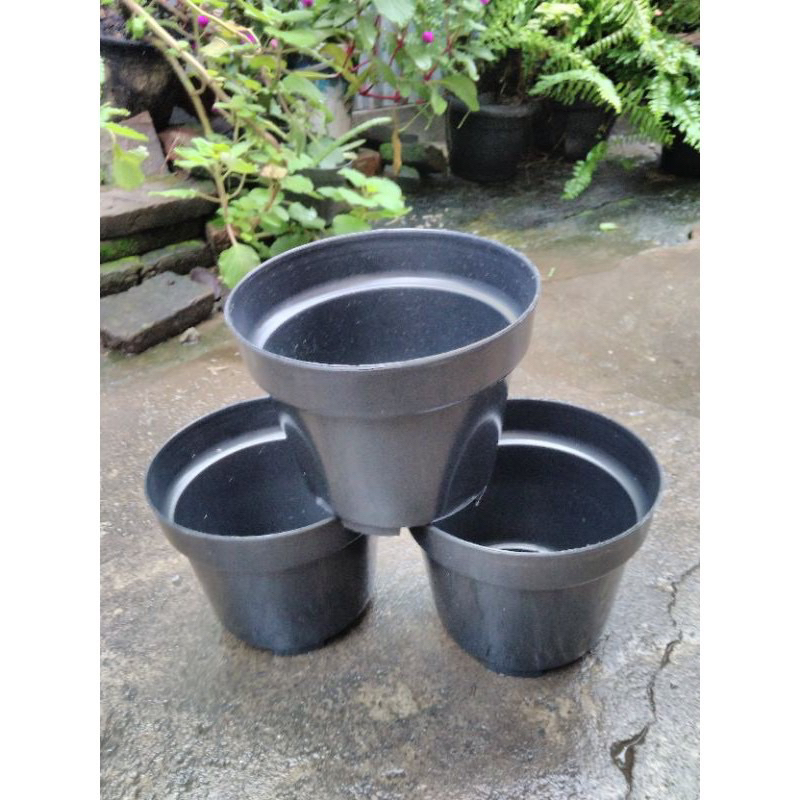 Jual Pot tanaman bunga hitam 15 17 20 cm,pot hitam,pot bunga ...