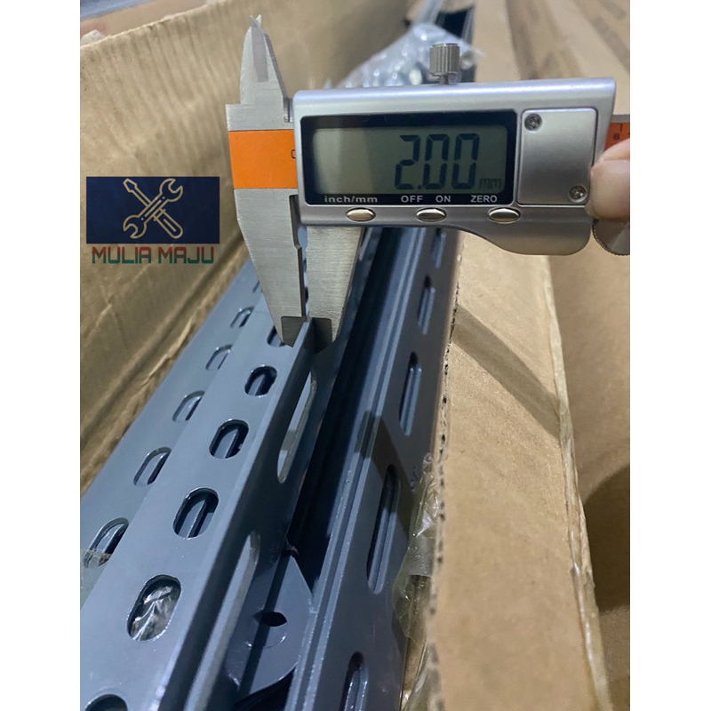 Jual besi siku lubang 4x4 2mm/rak siku lubang tebal 40x40 2mili ATS 2.1 ...