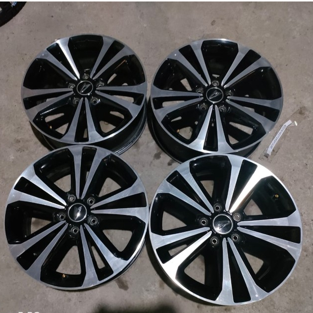 Jual Velg Original Copotan Mobil Terios Ring 17 Velg Mobil BekasTerios ...