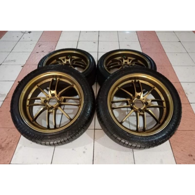 Jual Velg mobil bekas racing volk rays R17 lebar 7 pcd 4x100 Et 40 ban ...