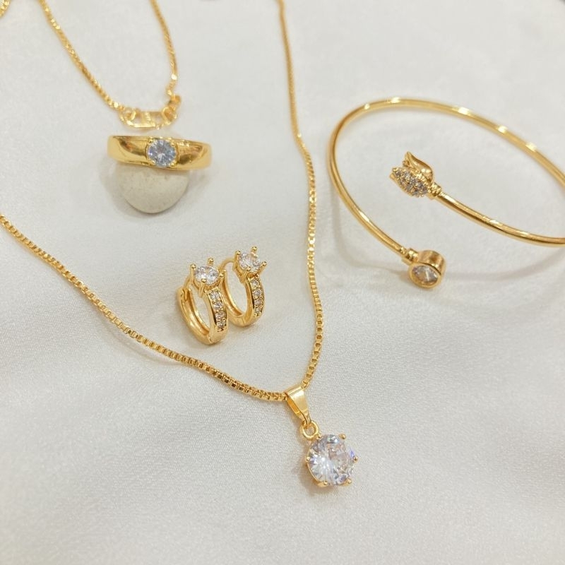Jual Perhiasan Set Wanita Titanium Lapis Emas Permata Satu | Shopee ...