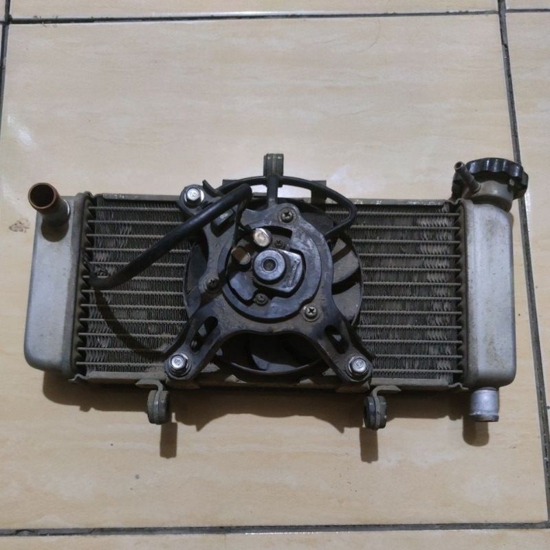 Jual radiator set kipas cbr 250r kyj | pnp crf 250 rally | radiator cbr ...