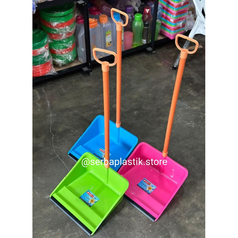 Jual Sigma dust pan / sekop sampah lionstar / pengki plastik warna ...