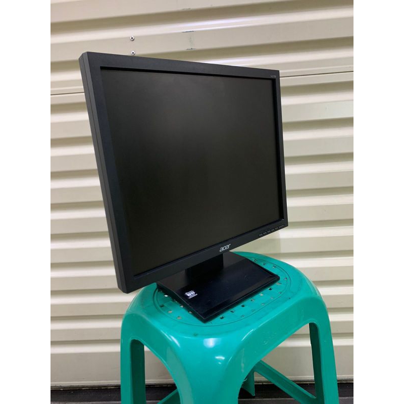 Jual MONITOR LCD 17 INCHI KOTAK MULUS | Shopee Indonesia