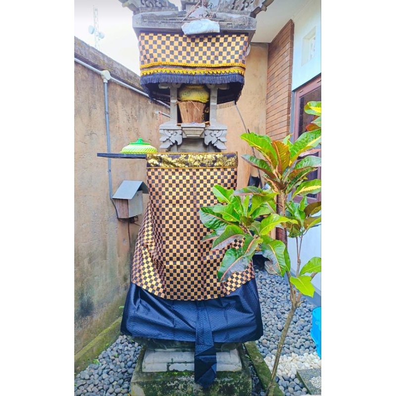 Jual WASTRA PELINGGIH BALI PERPADUAN KOTAK INDIA, KAIN OSCAR, KAIN ...