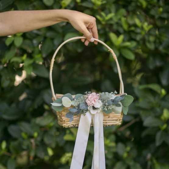 Jual Jual keranjang tabur bunga pemberkatan nikah / Flower girl basket ...