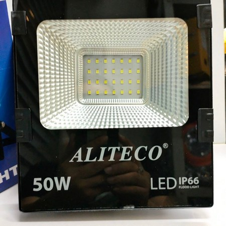 Jual LAMPU TEMBAK LED ALITECO 50W / KAP SOROT LED / LAMPU SOROT LED 50 WATT IP66 | Shopee Indonesia