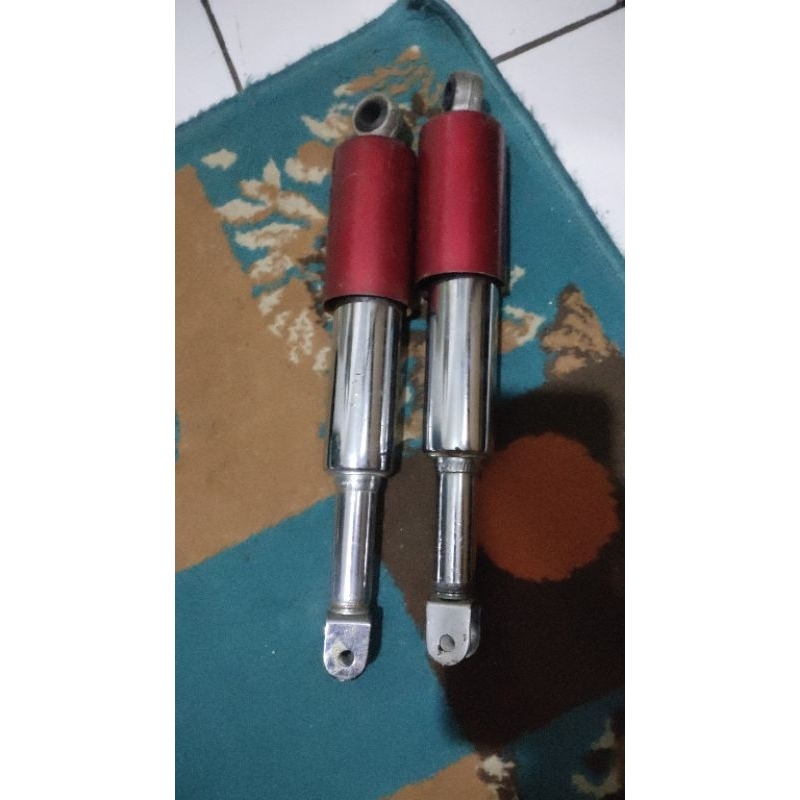 Jual shockbreaker belakang yamaha rs100 rs125 yasi as1 yas1 as3 rd125 ...