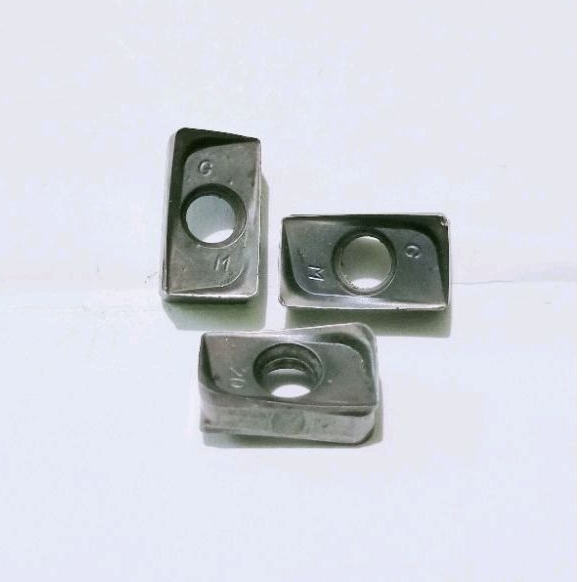 Jual Carbide Insert Milling LOMU15 / Insert Facemill LOMU 15 Kondisi ...