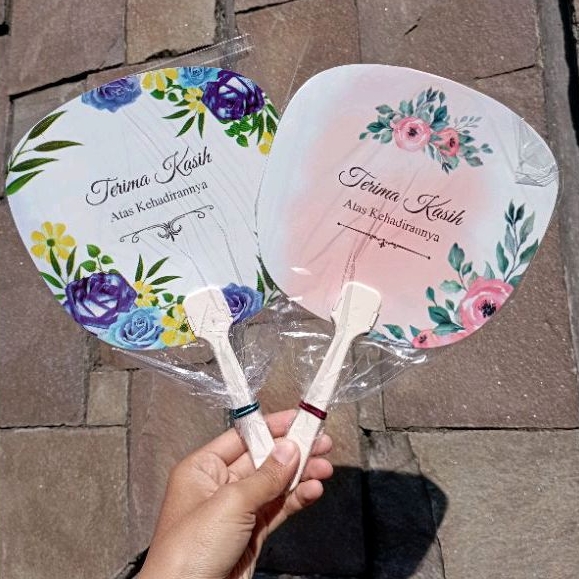 Jual Souvenir Kipas Motif Shabby Cantik Sudah Dikemas Rapi Souvenir ...