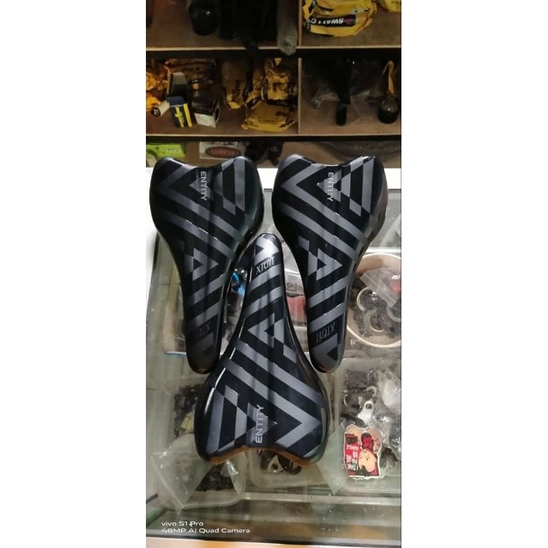 Jual Sadel Entity Xtent | Shopee Indonesia