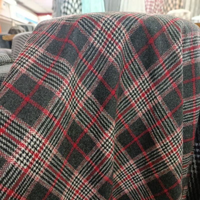 Jual BAHAN KAIN TWEED & WOOL TEBAL ( HARGA UNTUK 0,5 METER. ) | Shopee ...