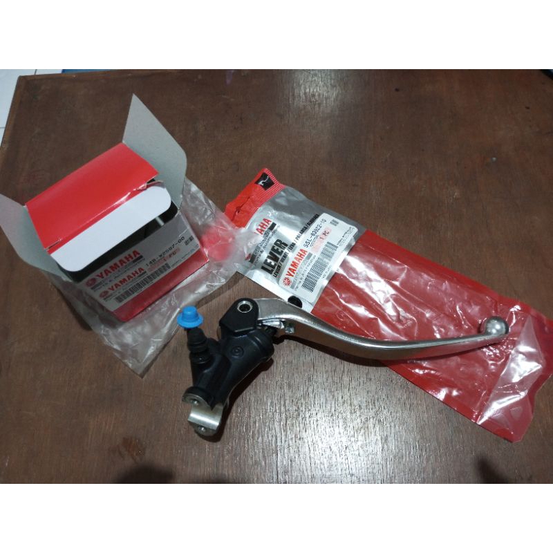 Jual master rem depan brembo dan handle rem original yamaha R1/R6 ...