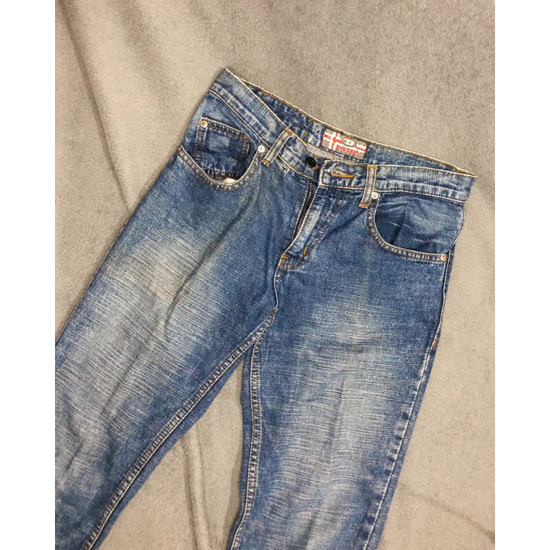 Jual Diesel Cut Bray Jeans Second Original | Shopee Indonesia