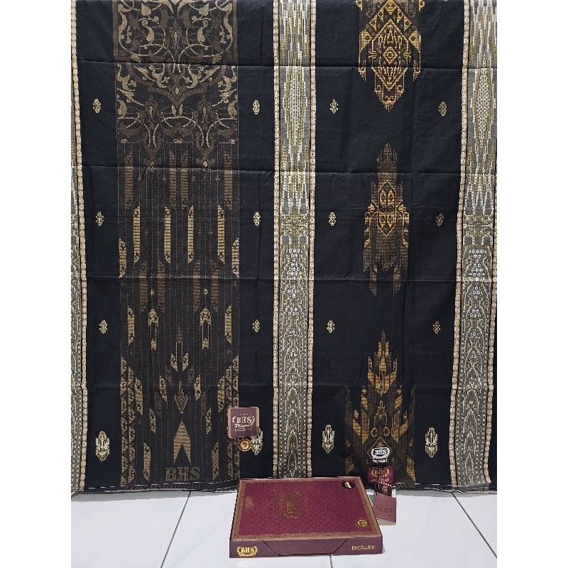 Jual SARUNG BHS EXCELLENT JEA JGP JGO JGH GOLD | Shopee Indonesia