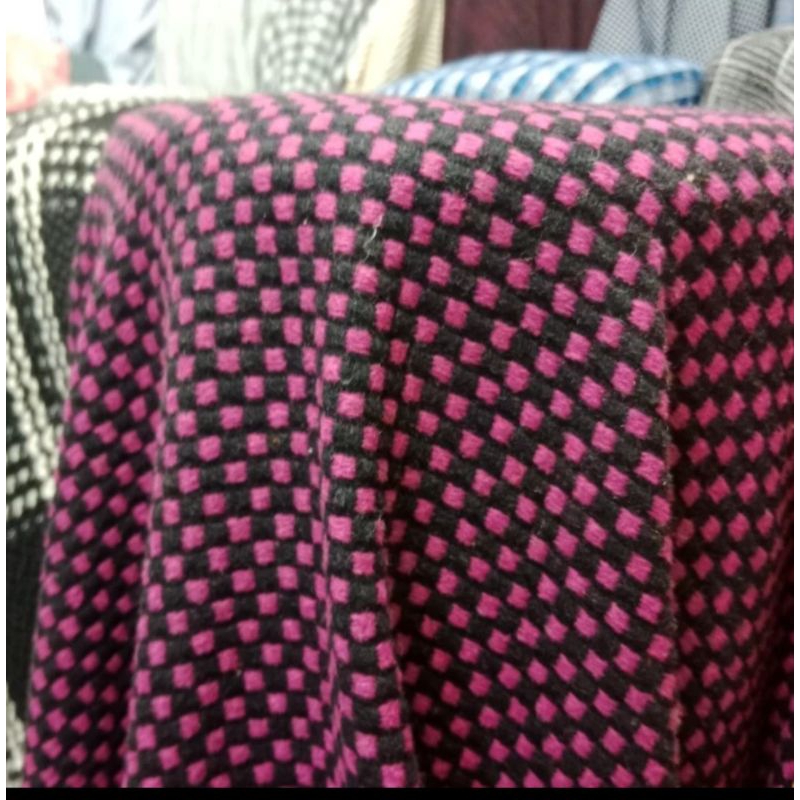 Jual Bahan wol kotak tebal per (1meter) | Shopee Indonesia