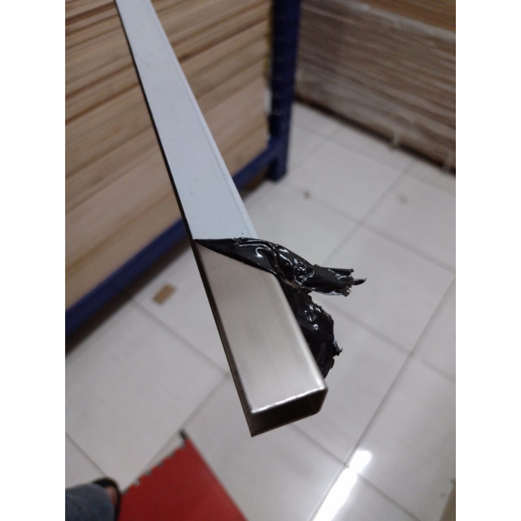 Jual JUAL LIST U STAINLES/ HAIRLINE SIKU U HAIRLINE 2 CM UNTUK CABINET ...