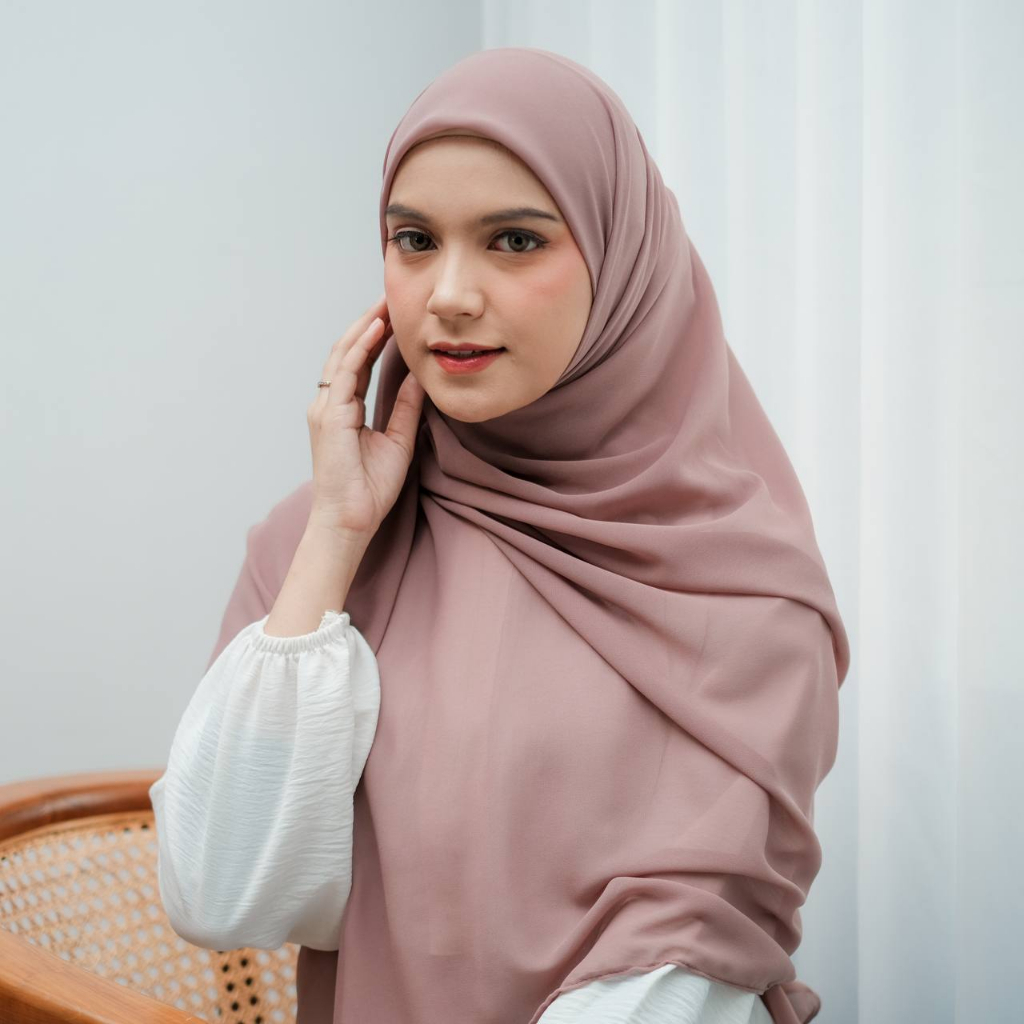 Jual Hijab Ala Inara Rusli Square Syari Hijab Segiempat Syari Hijab ...