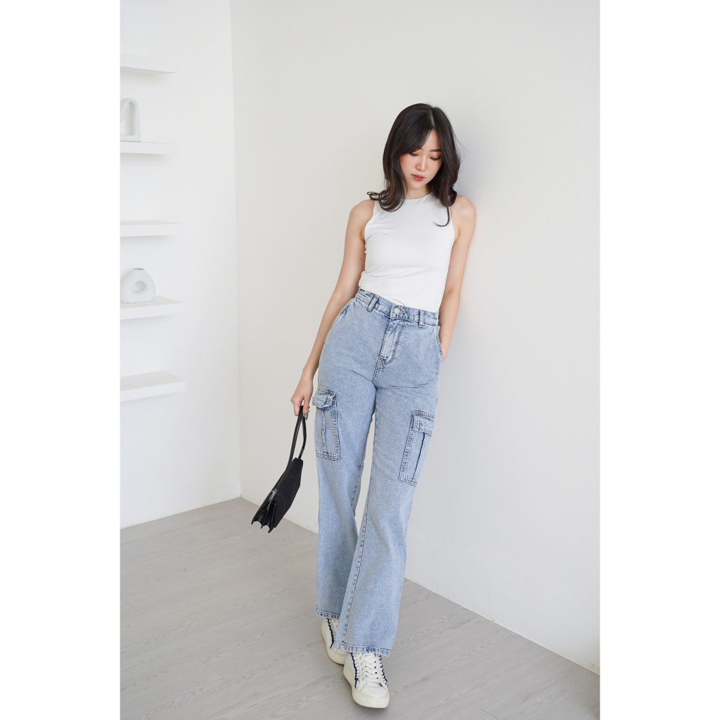 Jual UPGRADE Jeans Highwaist Cargo Hyerin Kantong Tutup | Shopee Indonesia