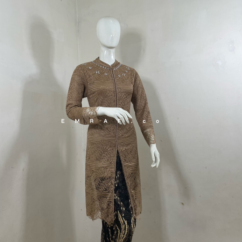 Jual Kebaya Tunik / Tunik Brokat / Kebaya Modern / Kebaya tile / Kebaya ...